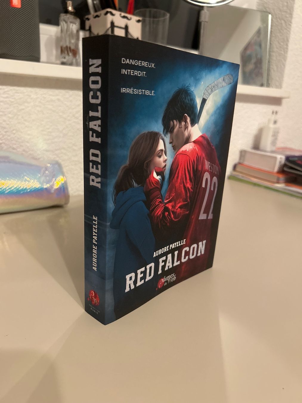 Red falcon - Aurore Payelle (Neuf (Voir description)) à Bramois pour ...