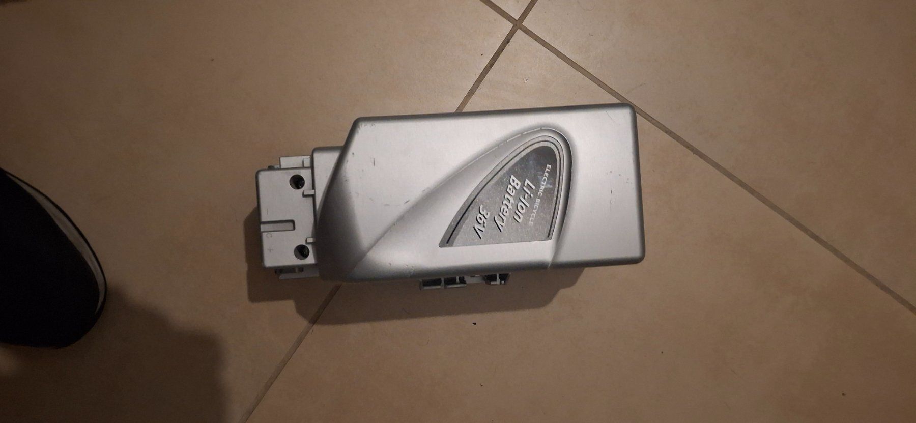 E bike Flyer Akku 36Volt (Défectueux) à Kyburg pour CHF 50 – retrait uniquement | Acheter sur ...