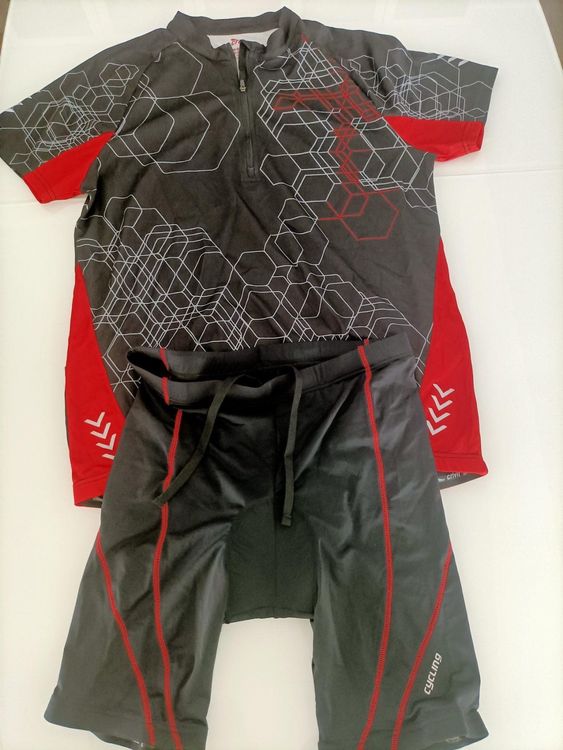 Velo - Dress inkl. Hosen Crivit (Gebraucht) in Obergösgen für CHF 15 ...