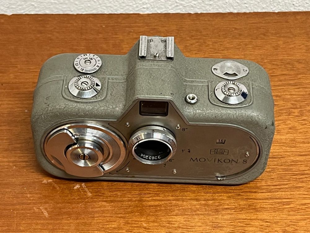 ZEISS IKON MOVIKON 8 Normal 8mm Filmkamera (Defekt) in Dettighofen für CHF 15 – mit Lieferung ...