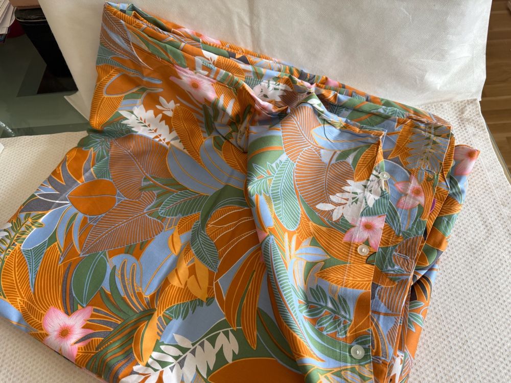 Schlossberg - set en satin, fourre, drap, 4 taies (D'occasion) à Sion pour CHF 350 – avec ...