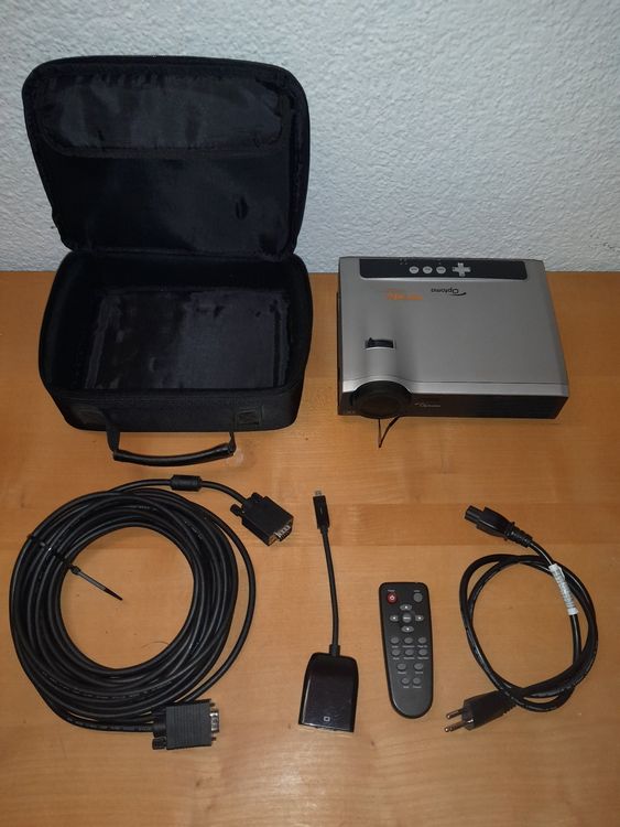 Kompakter Optoma Beamer EP7160 mit Zubehör ,10m Kabel (Gebraucht) in ...