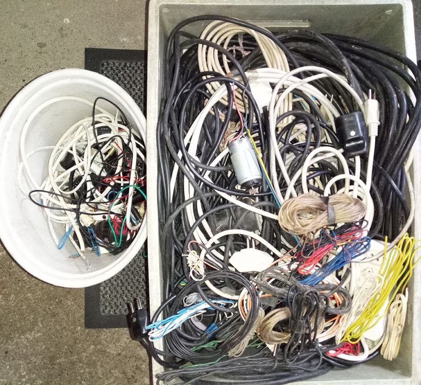 Diverses Elektormaterial | Kaufen auf Ricardo