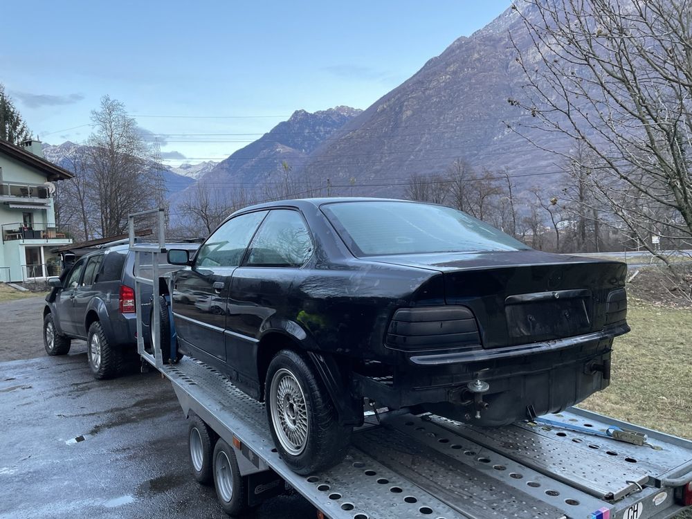 Bmw 325i e36 Chassis (Defekt) in Biasca für CHF 2600 – nur Abholung auf Ricardo kaufen