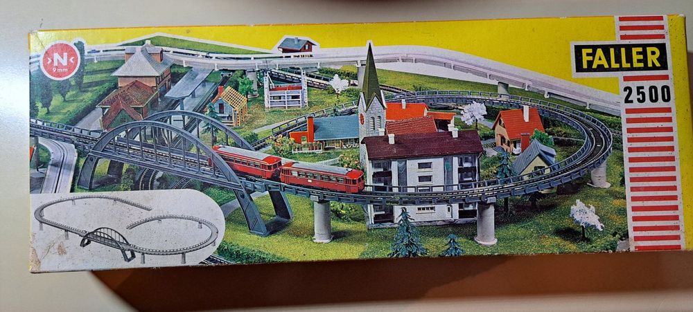 Spur N Auffahrt und Brücke Faller 2500 (Neu (gemäss Beschreibung)) in ...