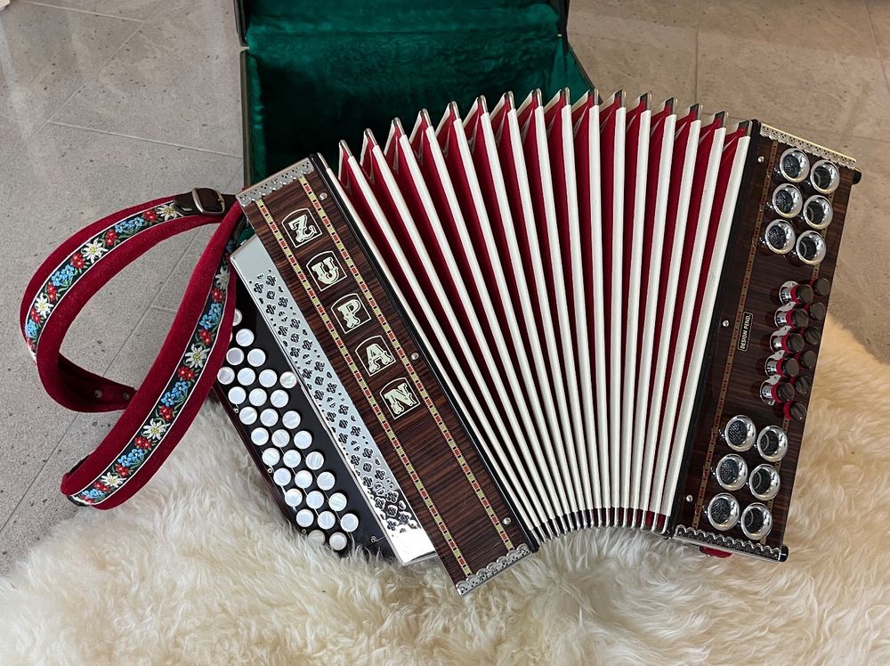 Wunderschöne steirische ZUPAN Harmonika, dreireihig | Kaufen auf Ricardo