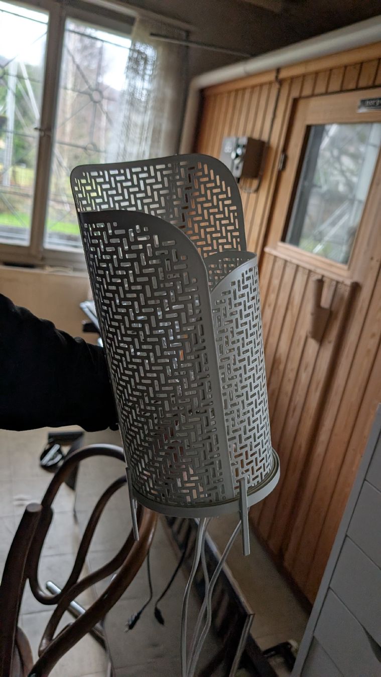 Ikar Lampe, fast neu (Gebraucht) in Horw für CHF 1 – nur Abholung auf ...