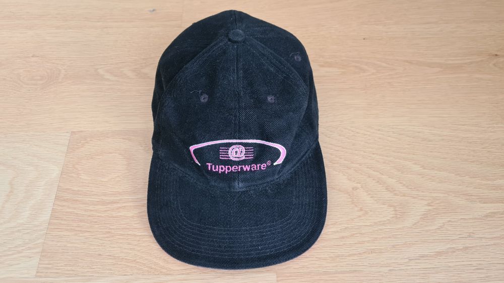 Original Vintage TUPPERWARE Cap in Neon Pink aus den 90er | Kaufen auf ...