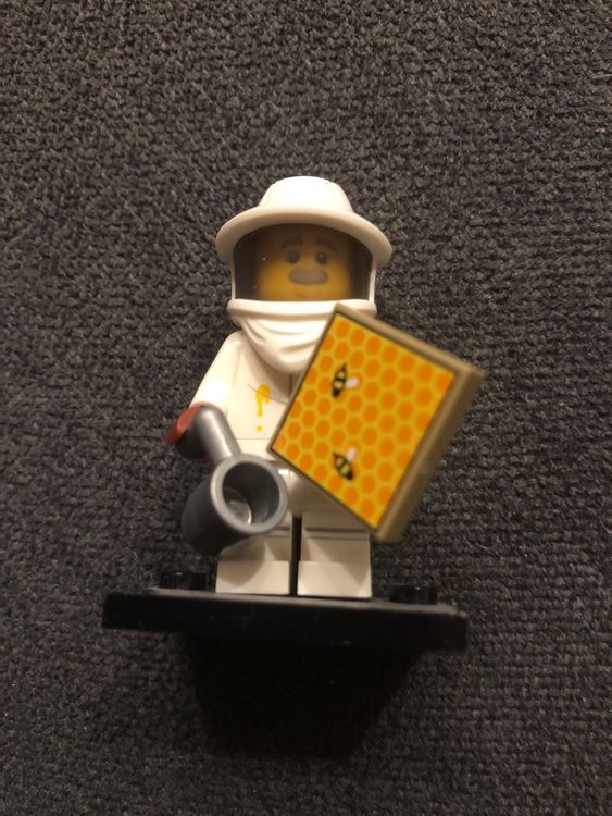 Lego figurine Collection Série 21 Beekeeper Minifigur | Kaufen auf Ricardo