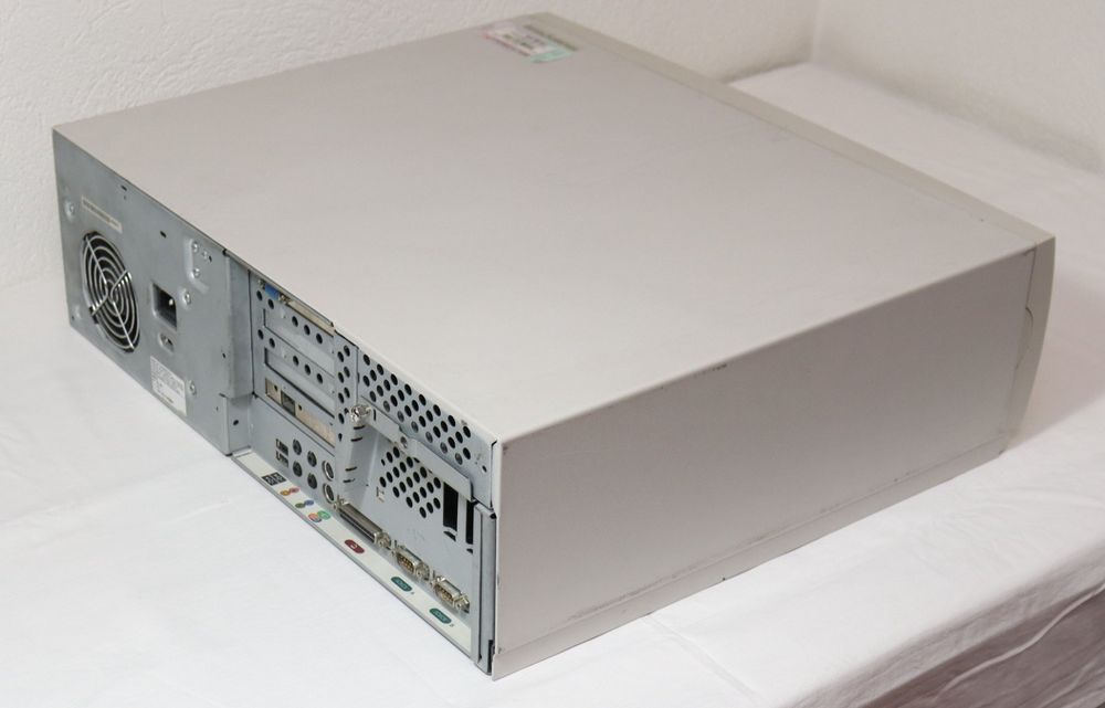 Compaq Deskpro EN Pentium 3 550MHz, 512MB, Windows 2000 (Gebraucht) in ...