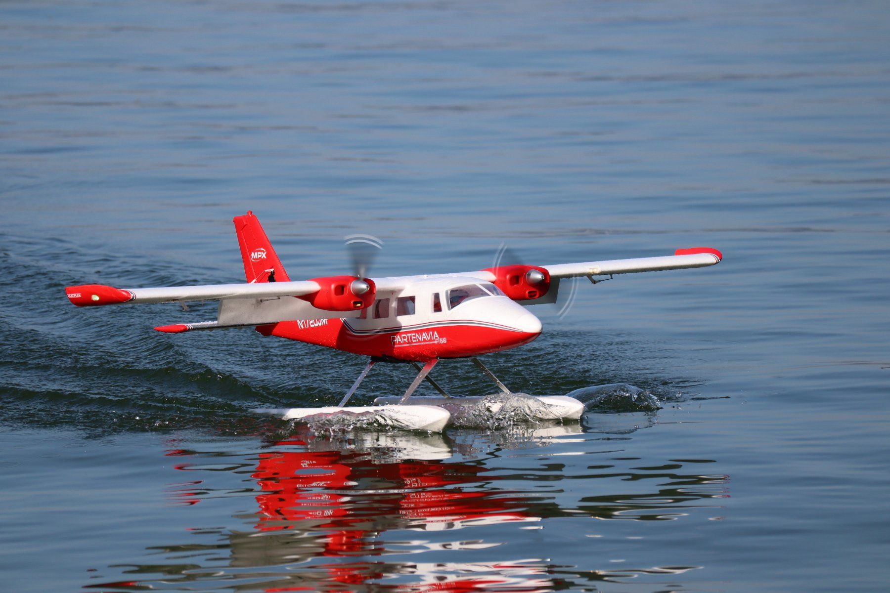 MPX Partenavia auf Schwimmern (Gebraucht) in Wangs für CHF 150 – nur Abholung auf Ricardo kaufen
