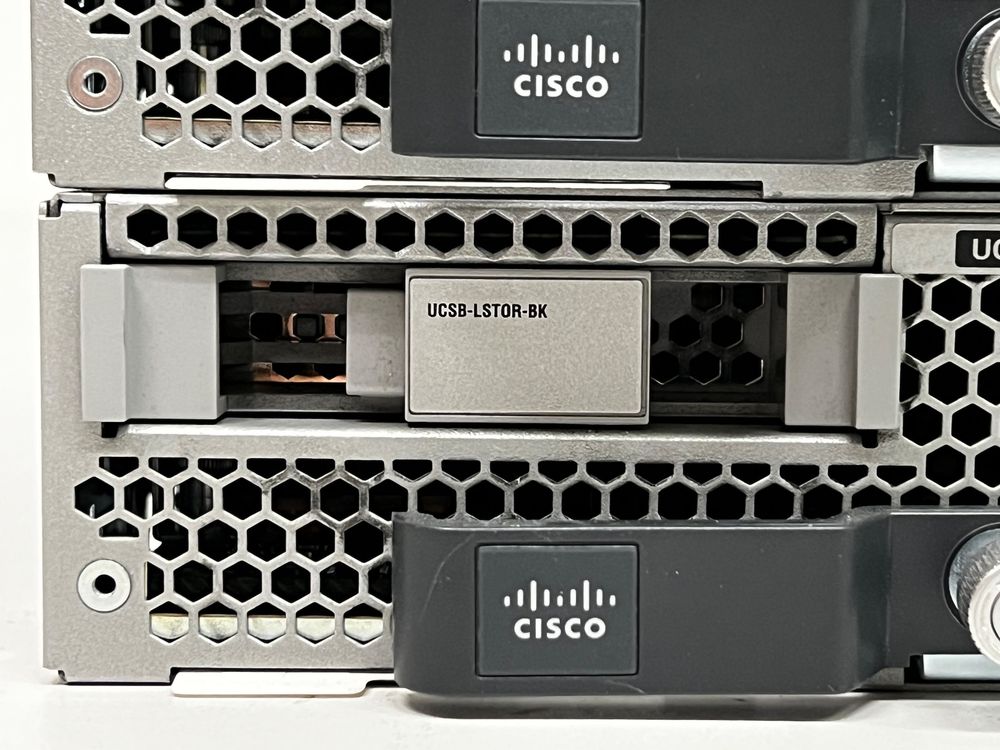 4 Cisco UCS UCS B200 M4 UCS, 1 TB DDR4 RAM, 8 * E5-2660 v3 (Gebraucht ...