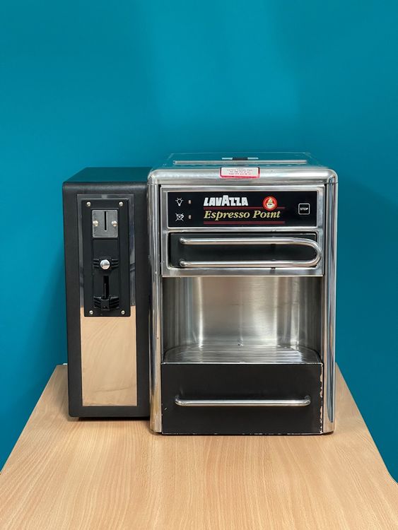 Lavazza Kaffeemaschine - Inox 95 mit Jetonprüfer | Kaufen auf Ricardo