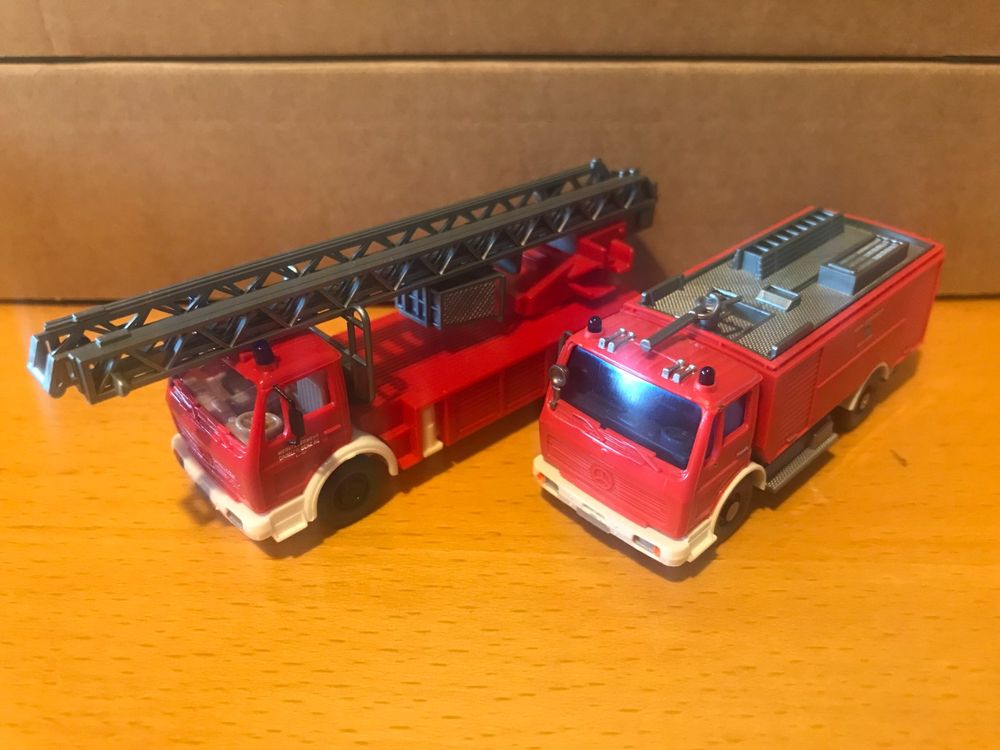 2x Mercedes LKW Feuerwehr (Gebraucht) in Luzern für CHF 20 – mit Lieferung auf Ricardo kaufen