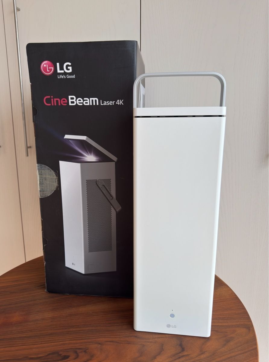 LG CineBeam Laser 4K Projector HU80KSW - Brand New! (Neu und ...