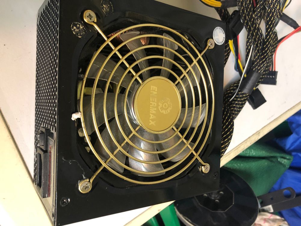 PC Netzteil Enermax EPR425AWT Pro 82+ (Gebraucht) in Grosshöchstetten für CHF 17 – mit Lieferung ...