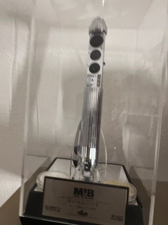 Men in Black Neuralizer Limited Edition (Gebraucht) in Schenkon für CHF ...