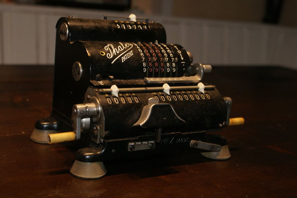 Rechenmaschine THALES Patent MEZ 34092 um 1930 (Defekt) in Buchs AG für ...