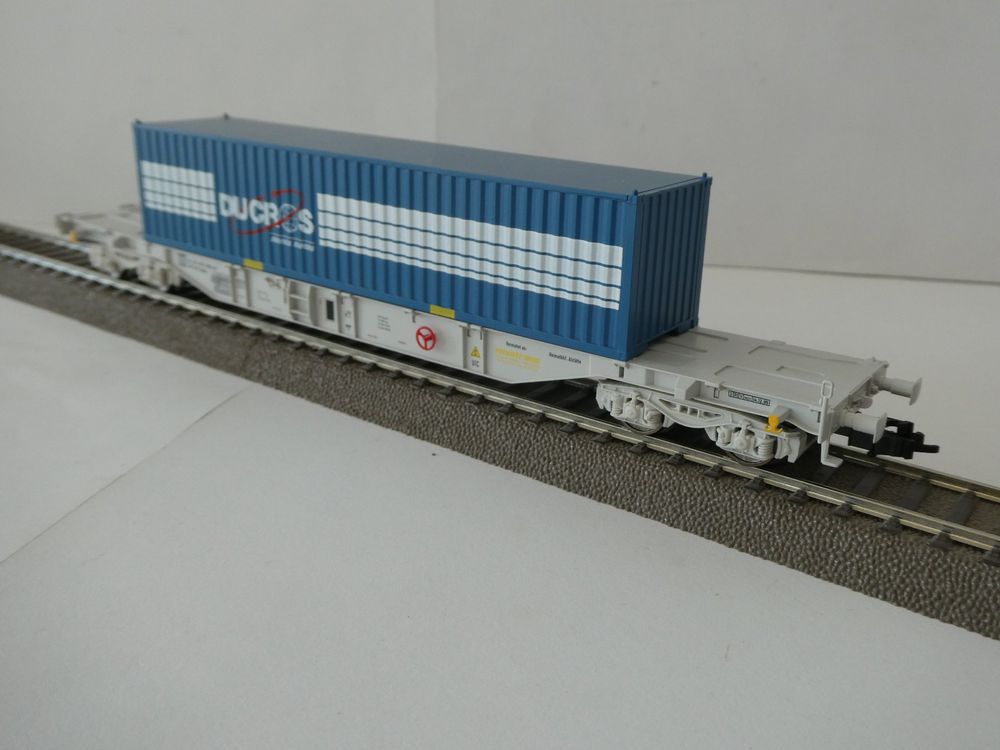 Fleischmann 5247 F Containertragwagen der AAE (Neu und originalverpackt ...