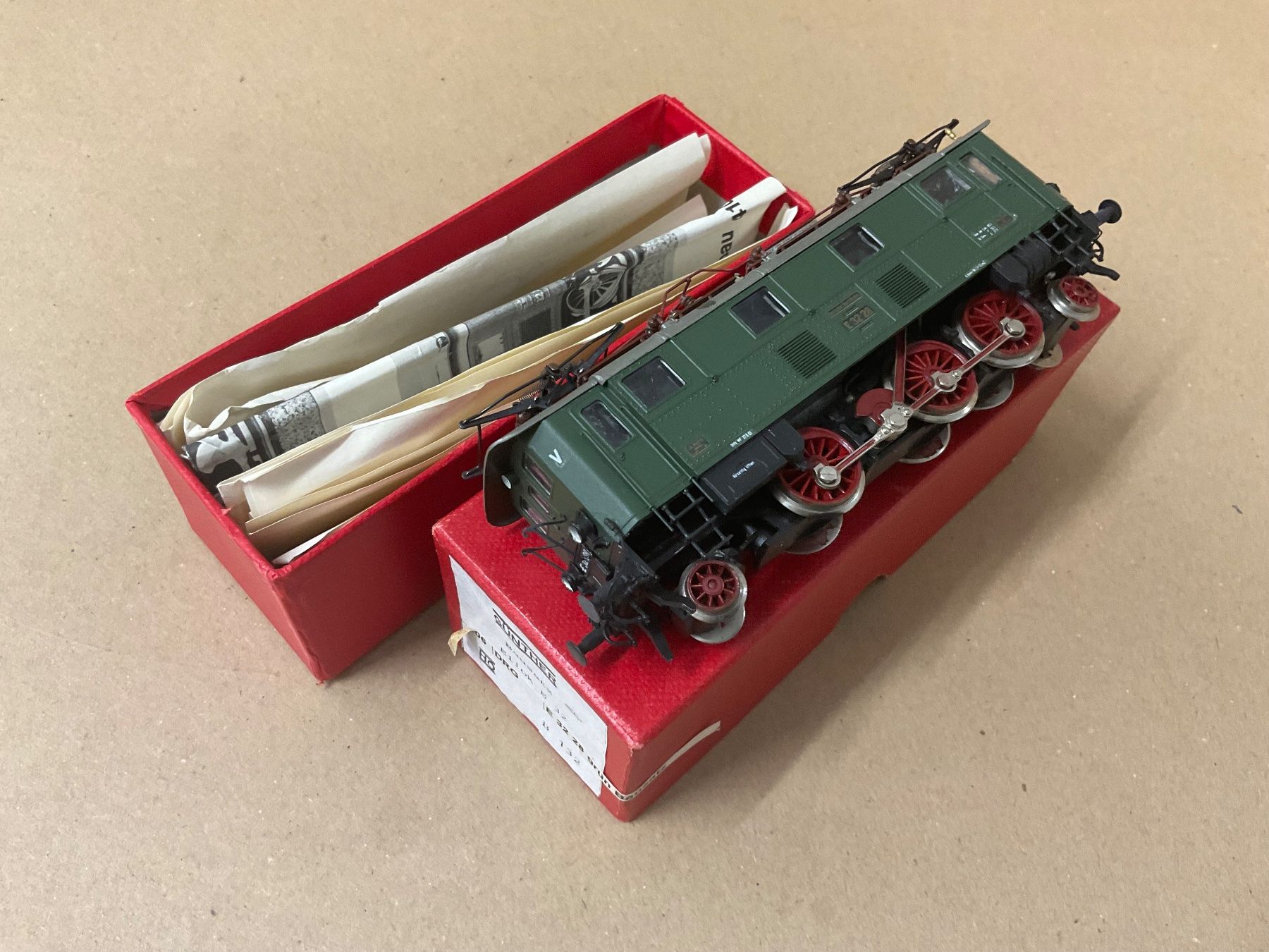 Günther Bausatz Ellok E 32 28, HO, DRG, Grün, Top (Gebraucht) in Chur ...