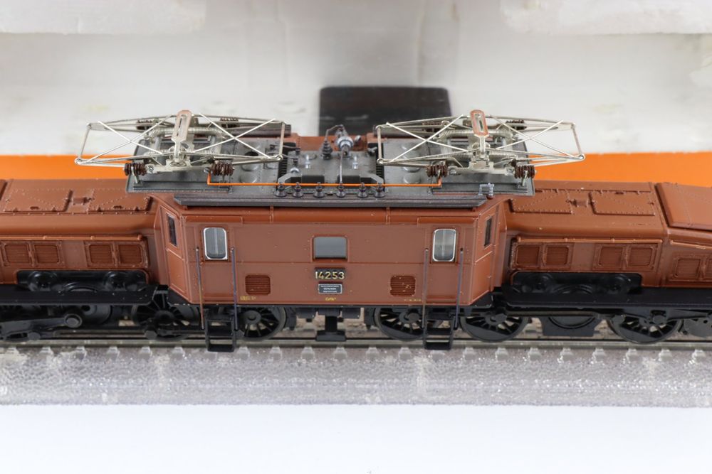 Roco 43941 SBB Ce 6/8" AC Digital Esu H0 (Gebraucht) in Ried (Muotathal) für CHF 119 – mit ...