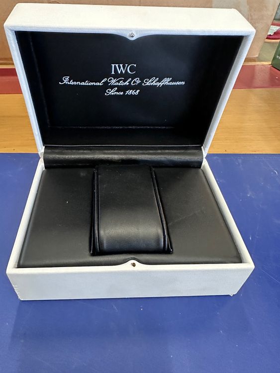 İwc Uhren Box | Kaufen auf Ricardo