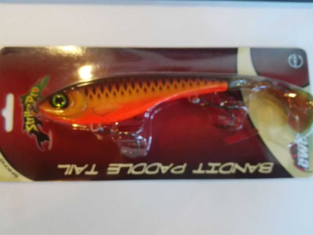 Strike Pro Bandit Paddle Tail Sink 22cm (Neu und originalverpackt) in ...