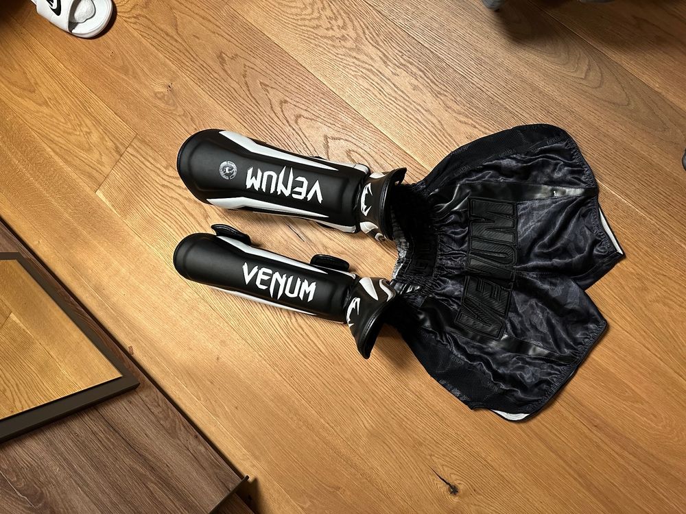 Boxausrüstung venum (Gebraucht) in Root für CHF 80 – mit Lieferung auf ...