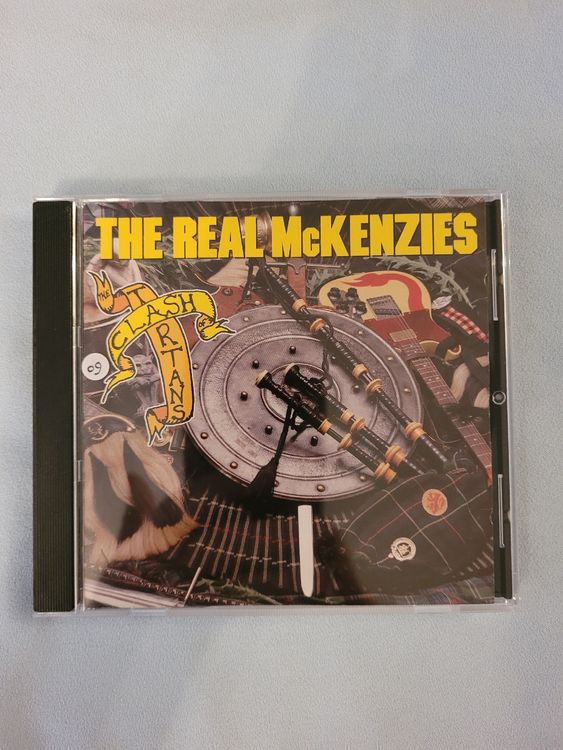 Audio-CD; The Real McKenzies: The Clash Of The Tartans (Gebraucht) in ...
