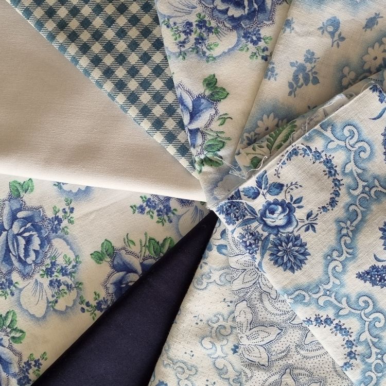 Patchworkstoffe Rosenstoffe Baumwollstoff blau-weiss | Kaufen auf Ricardo