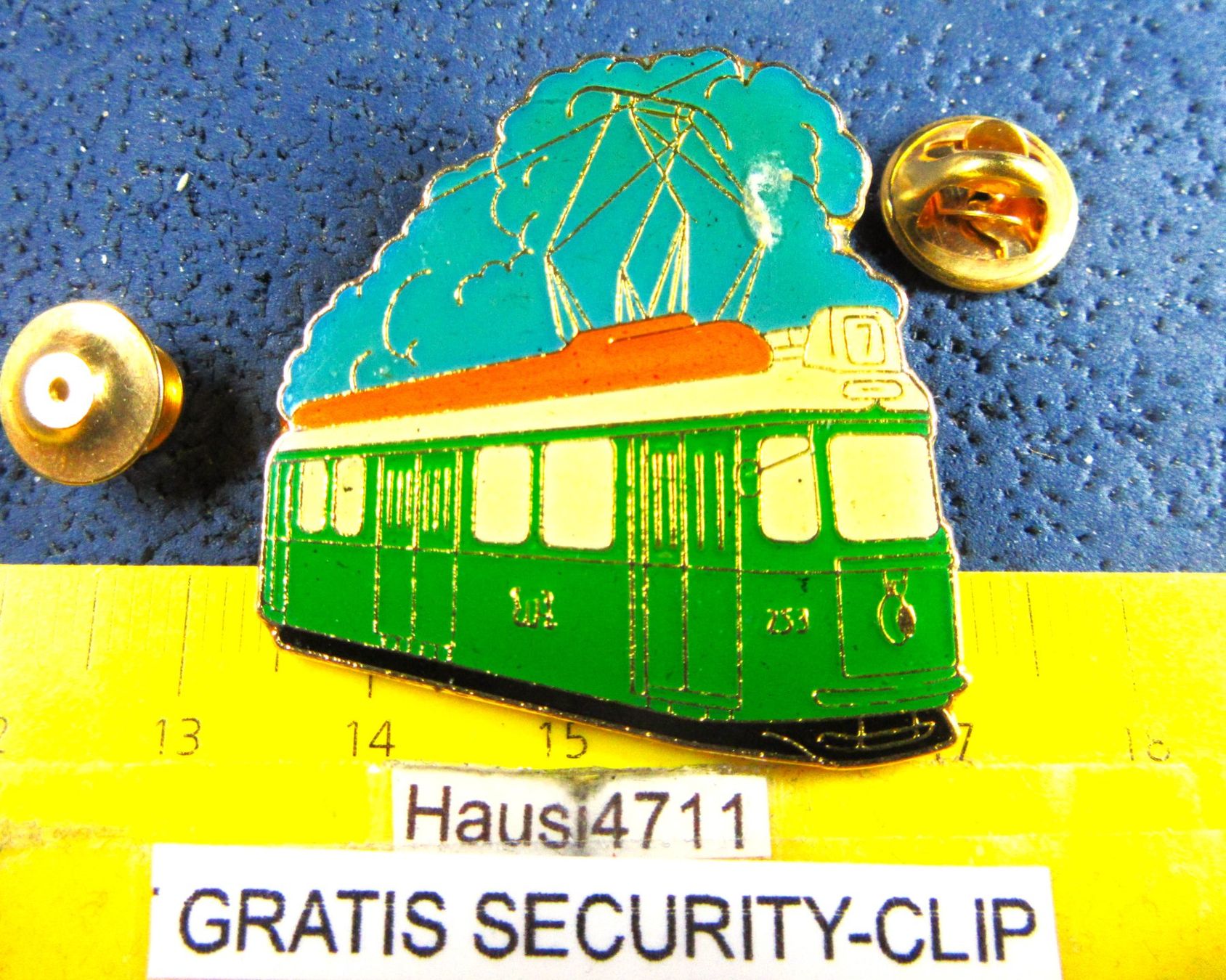 BASEL PIN BVB TRAM NO.7 GROSSS 4cm GLASIERT NUMMER 111 GOLDI (Gebraucht ...