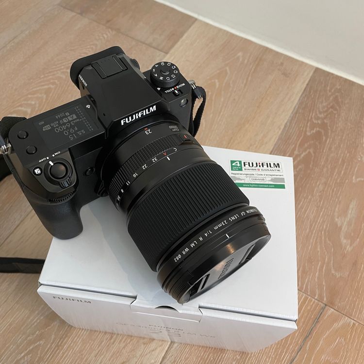 GFX 100s Set mit Fujinon GF45-100mm F4 und GF23mm F4 | Kaufen auf Ricardo