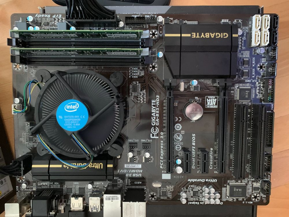 GIGABYTE Mainboard+CPU+RAM+Kühler (Gebraucht) in Buchs SG für CHF 40 – mit Lieferung auf Ricardo ...