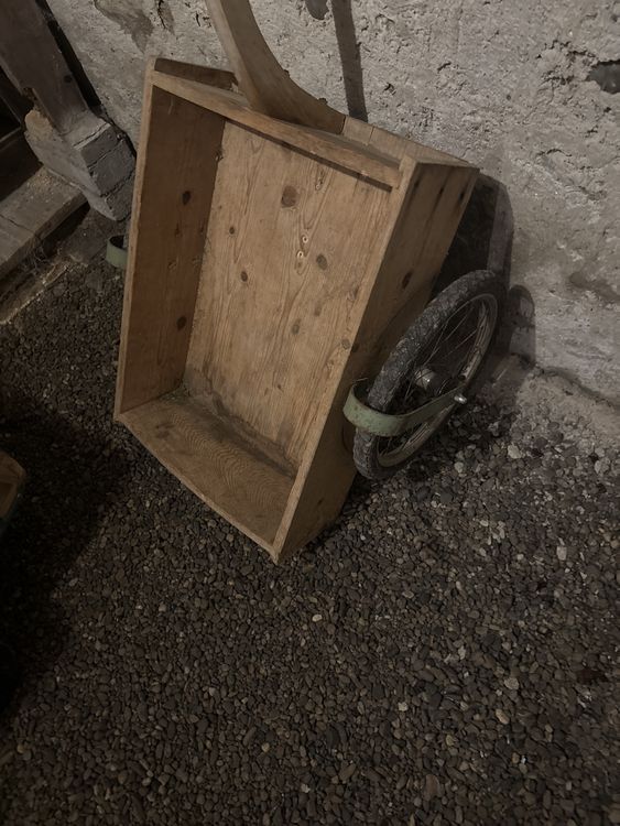 Handwagen (Gebraucht) in Langnau i. E. für CHF 1 – nur Abholung auf Ricardo kaufen