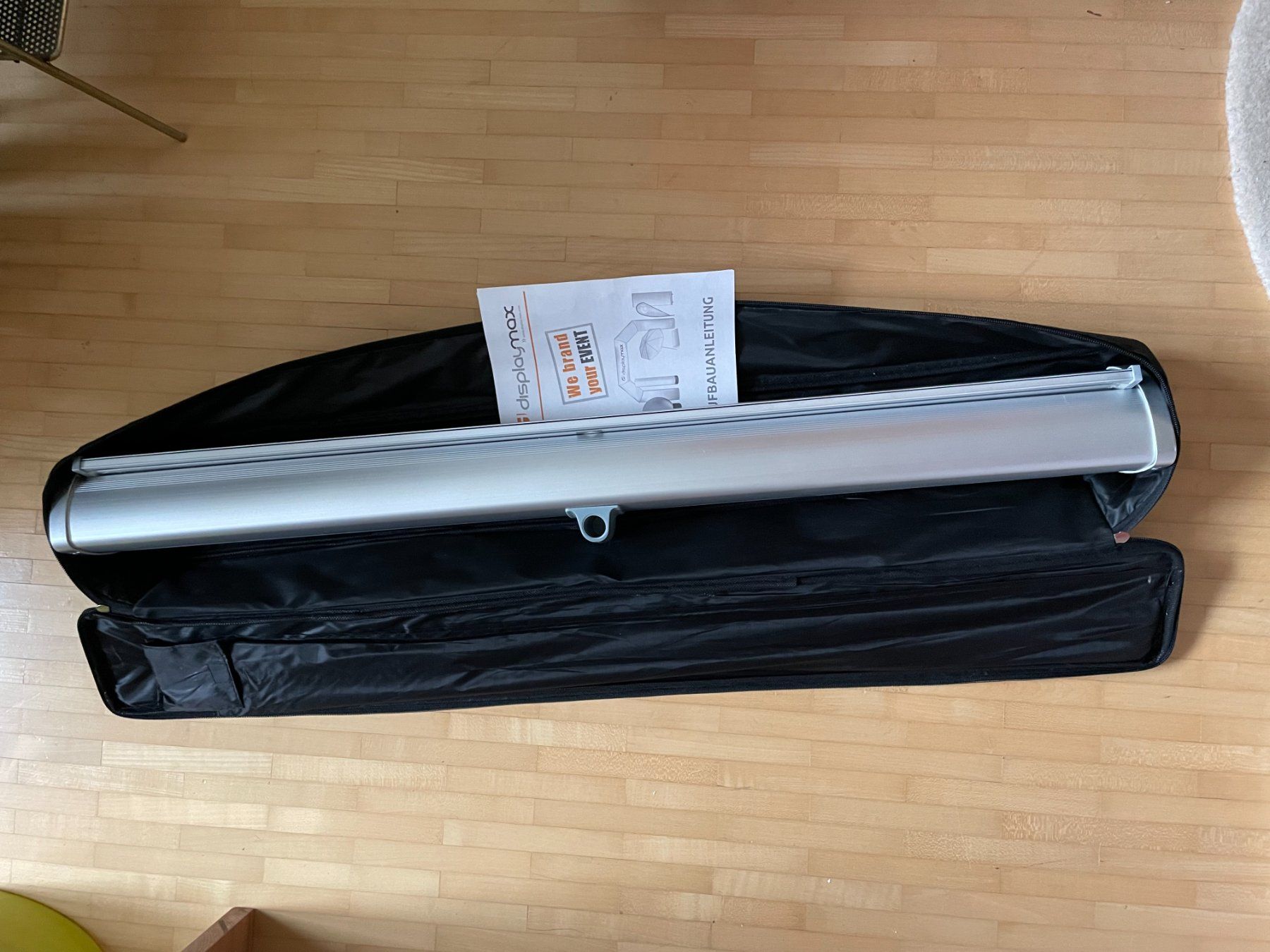 Roll Up Display freistehend (Neu und originalverpackt) in Kriens für ...