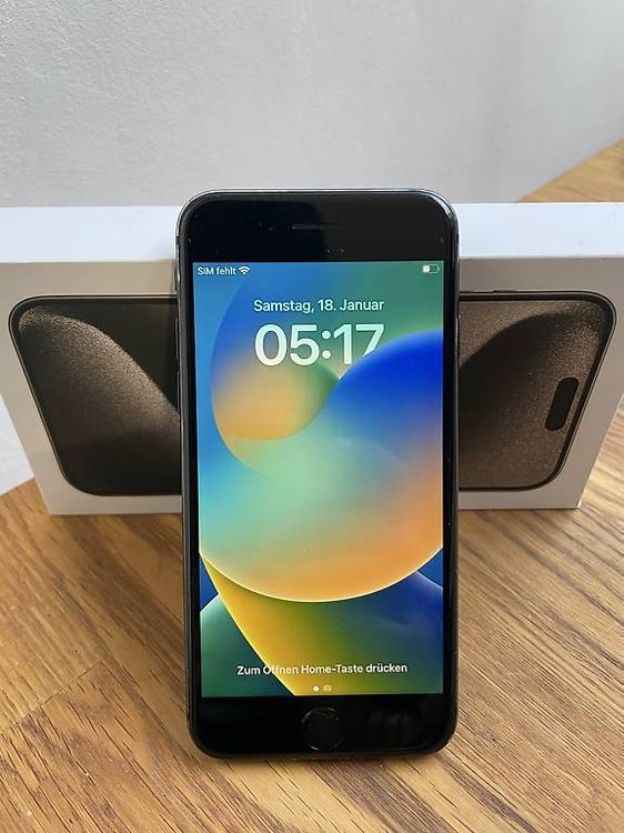 iPhone 8 256GB (Gebraucht) in Zürich für CHF 80 – mit Lieferung auf Ricardo kaufen