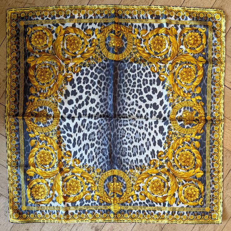 Versace Animal Gray & Gold Baroque Print Silk Scarf, 86cm | Kaufen auf ...
