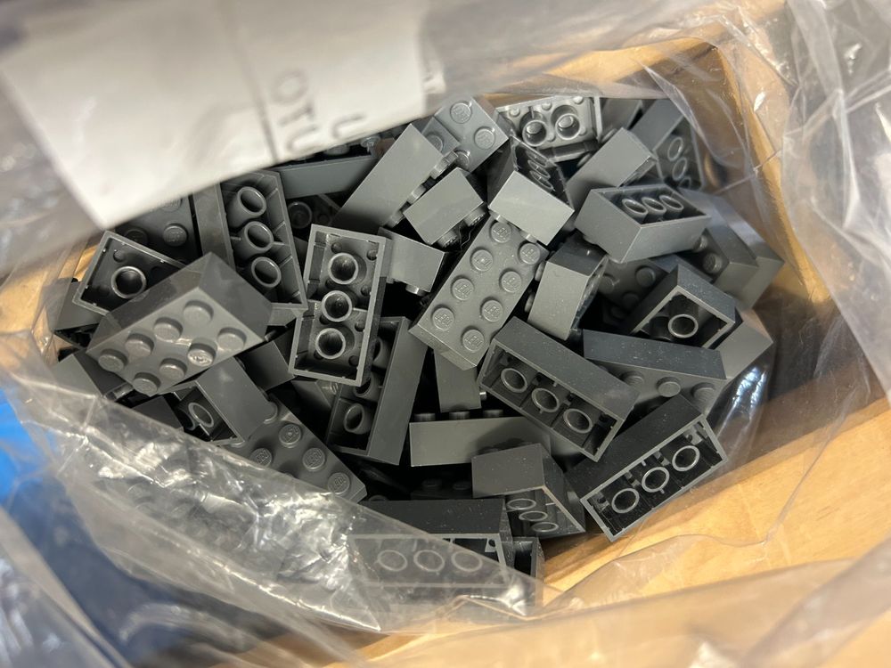 Lego 425 Gramm Stein 2x4 (3001) (Gebraucht) in Müntschemier für CHF 17 ...
