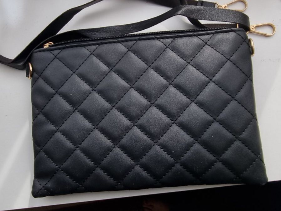 Tasche, Clutch zum anhängen neu (Neu und originalverpackt) in ...