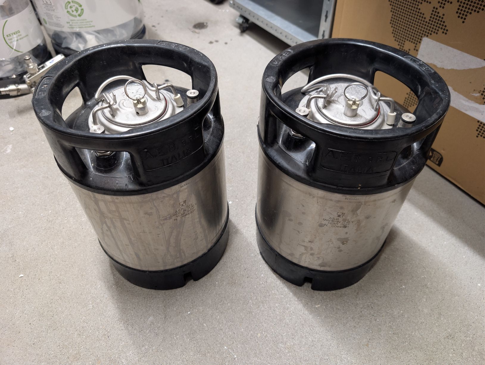 AEB S.r.l. Kegs - Two Stainless Steel Beer Kegs (Gebraucht) in Adliswil für CHF 55 – nur ...
