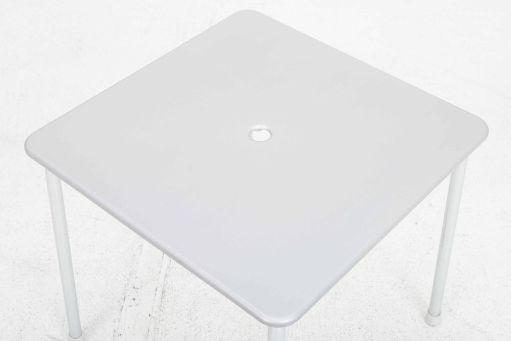 Vitra Davy Table von Michel Charlot (Gebraucht) in Zürich für CHF 1300 ...