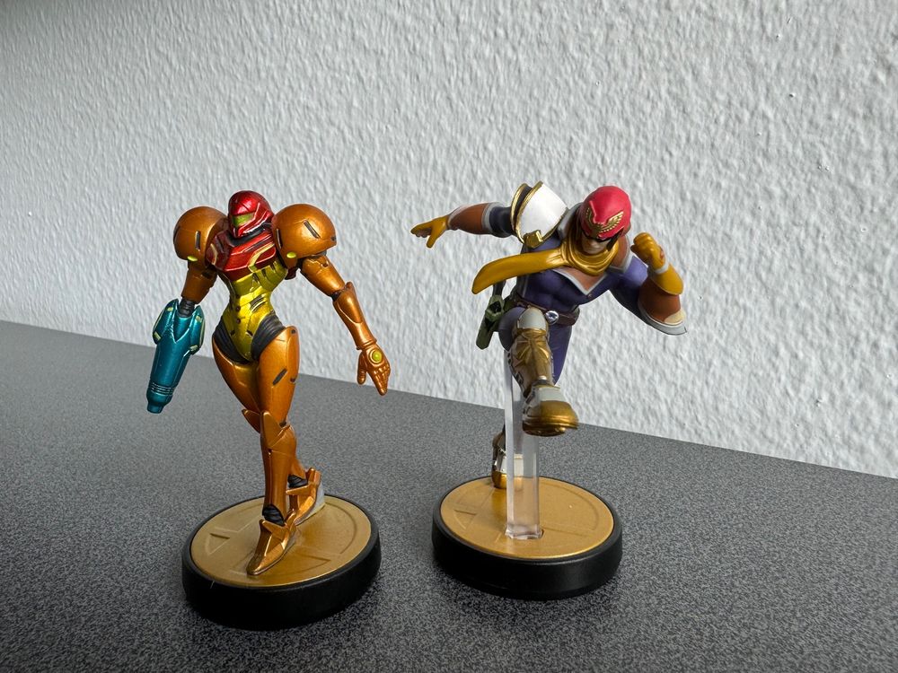 Nintendo Amiibo Figuren Samus und Captain Falcon (Neu (gemäss ...