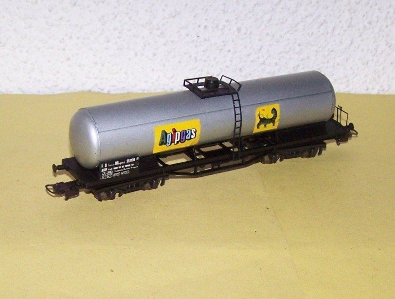 Lima H0 2901 Kesselwagen AGIP GAS, Mbpnz der FS, Metallräder (Gebraucht ...