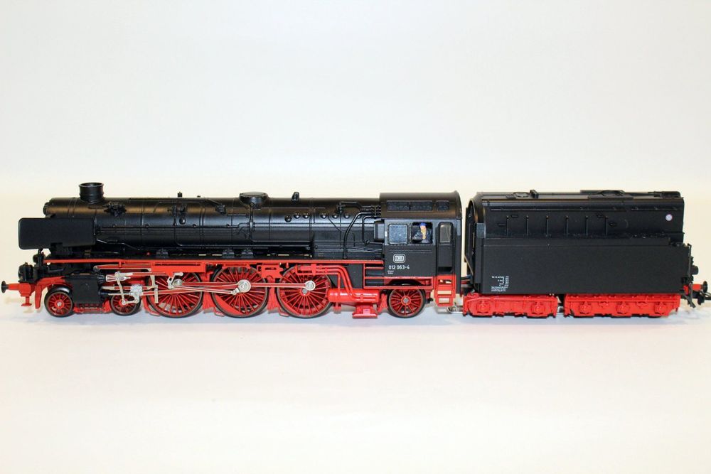 MÄRKLIN Dampflok BR 012 / DIGITAL (Gebraucht) in Roggwil BE für CHF 141 ...