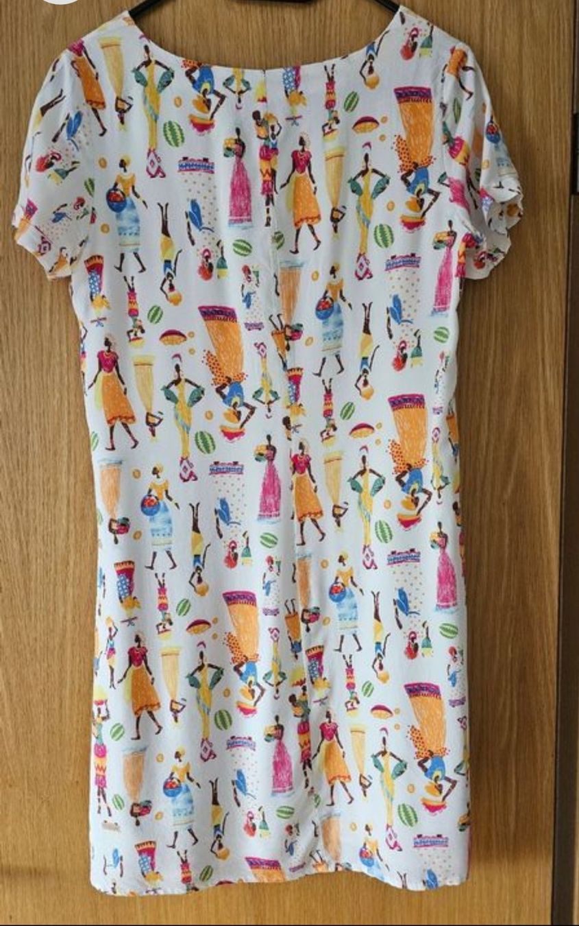 Robe d'été Motifs africains colorée Surekana, taille XSneuf (Neuf (Voir description)) à Monthey ...