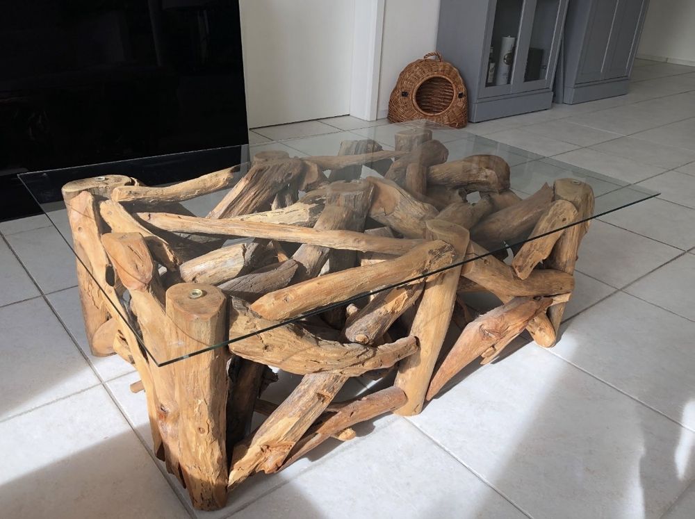 Unique Driftwood Coffee Table with Glass Top—Stylish! (Neu (gemäss ...
