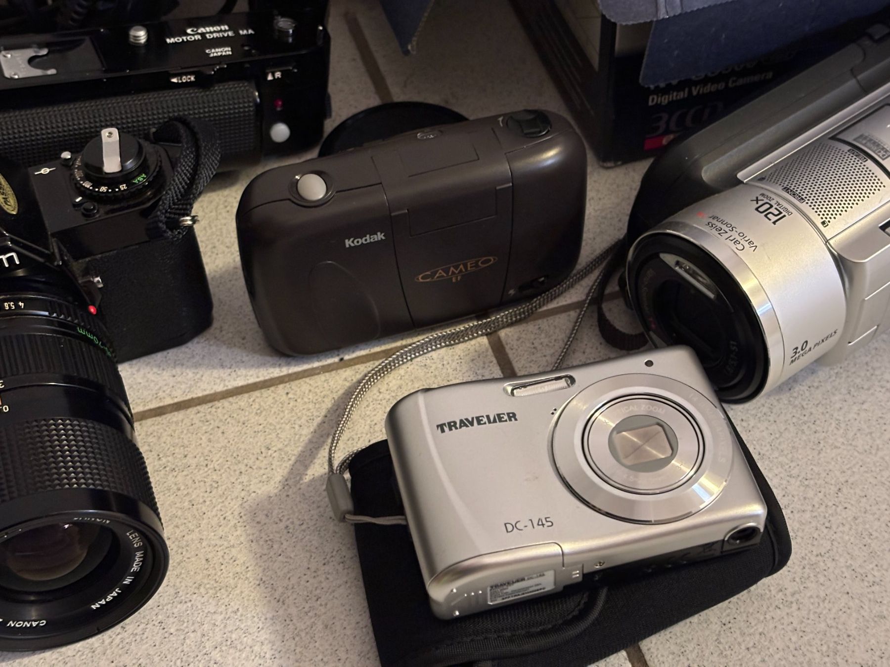 Kamera Sammlung Analog 35mm Mini DV Video Vintage Digital (Gebraucht ...