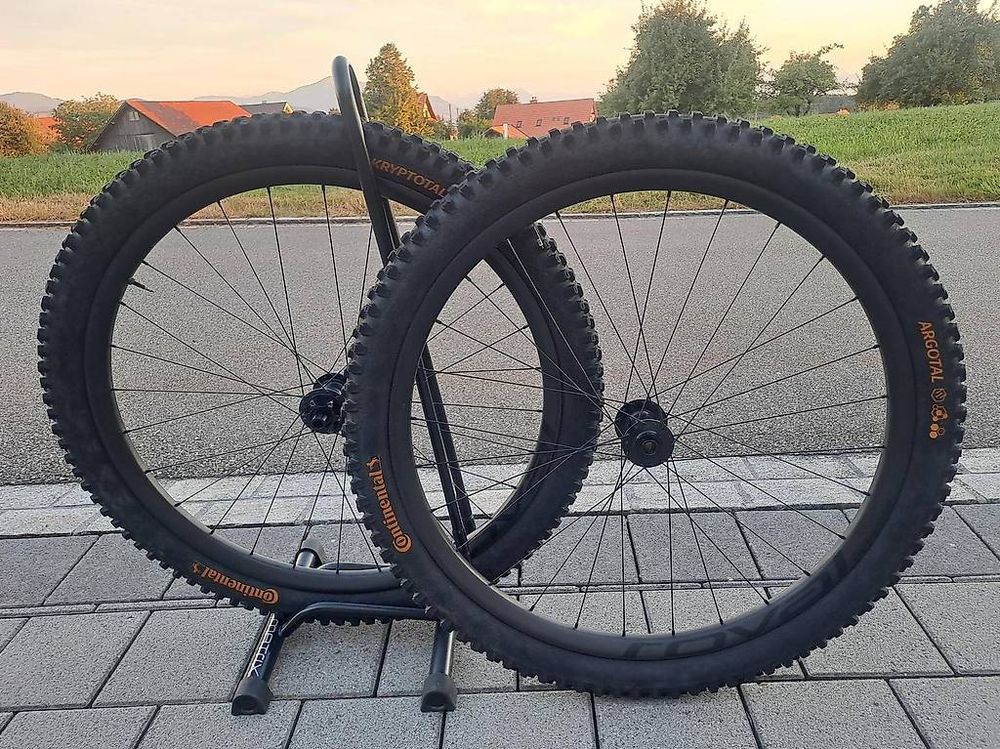 Roval Traverse 29" Carbon Laufradsatz / 30mm (Gebraucht) in Kappel am ...