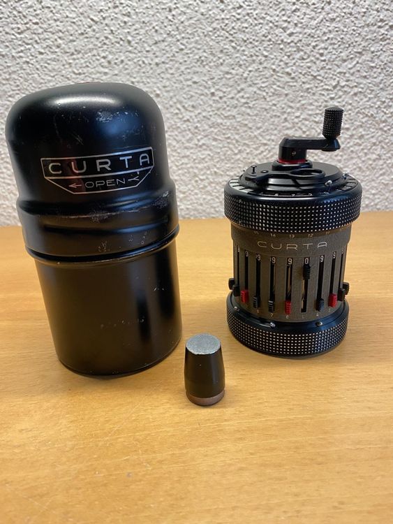 CURTA Rechenmaschine Typ II No. 525288 (Gebraucht) in Niederuzwil für ...