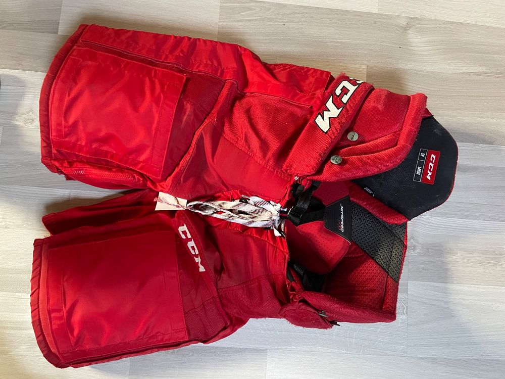 Hockey Hose Ccm Sr L Gebraucht In Kappelen Für Chf 62 Mit Lieferung